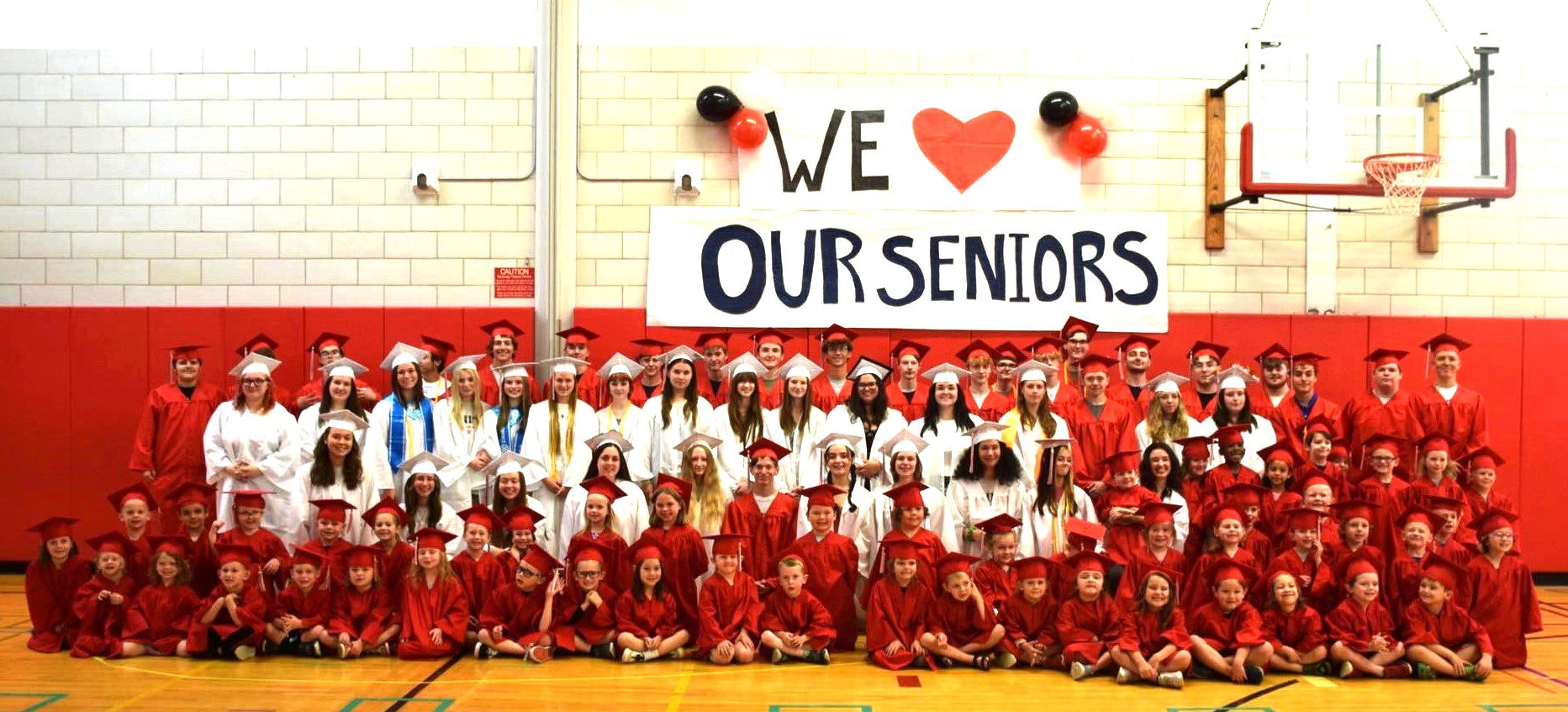 Groton High School’s Class of 2024 “beat the heat” – Tompkins Weekly